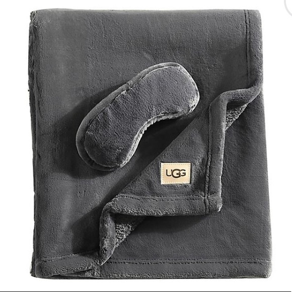 UGG | Bedding | Ugg Coco 2piece Travel Set In Charcoal | Poshmark